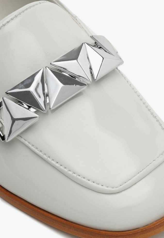 Mocassim Domenica Triangle Branco | Schutz