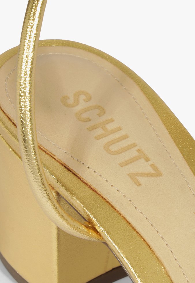 Sandália Block Heel Trama GOLD | Schutz Sandália Block Heel Trama GOLD | Schutz
